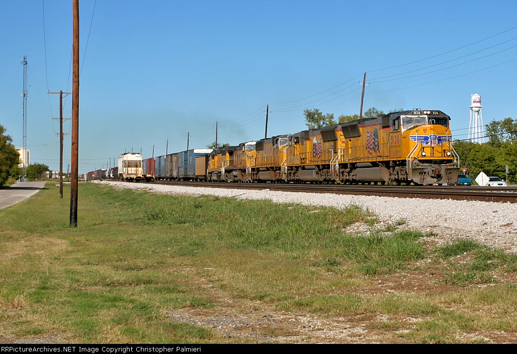 UP 5126 on UPRR MMUFW-25